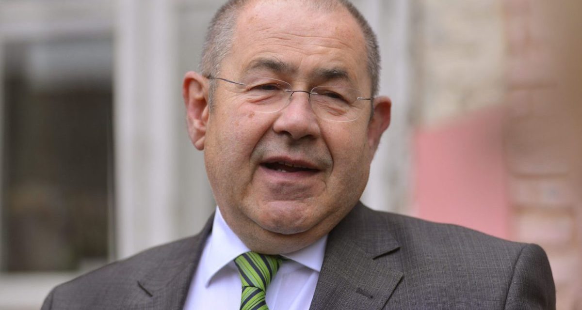 Pásztor Istvánt választották meg a Duna Menti Városok és Régiók ... Pásztor Istvánt választották meg a Duna Menti Városok és Régiók ...